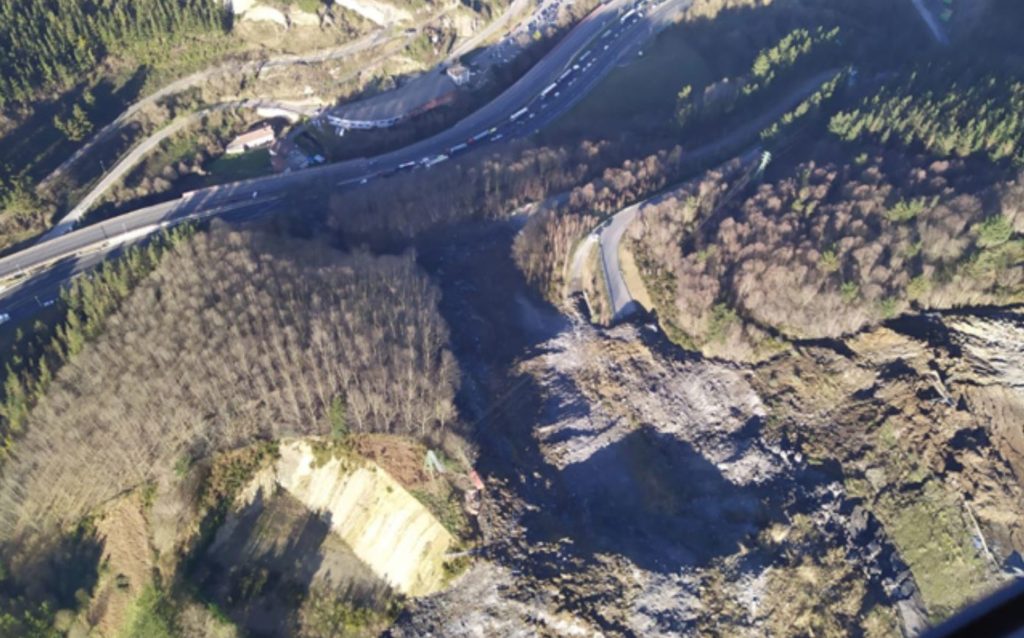Zaldibar: a major garbage dump landslide in Spain yesterday - The ...