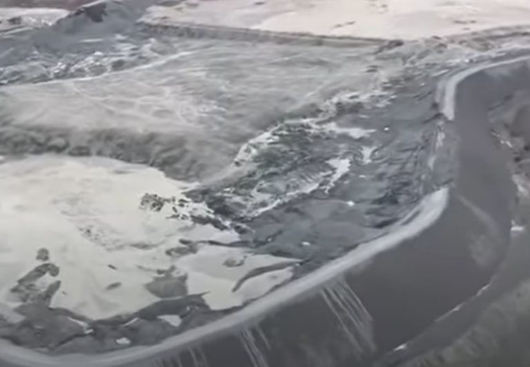 Analysing the aerial and satellite imagery of the Jagersfontein ...